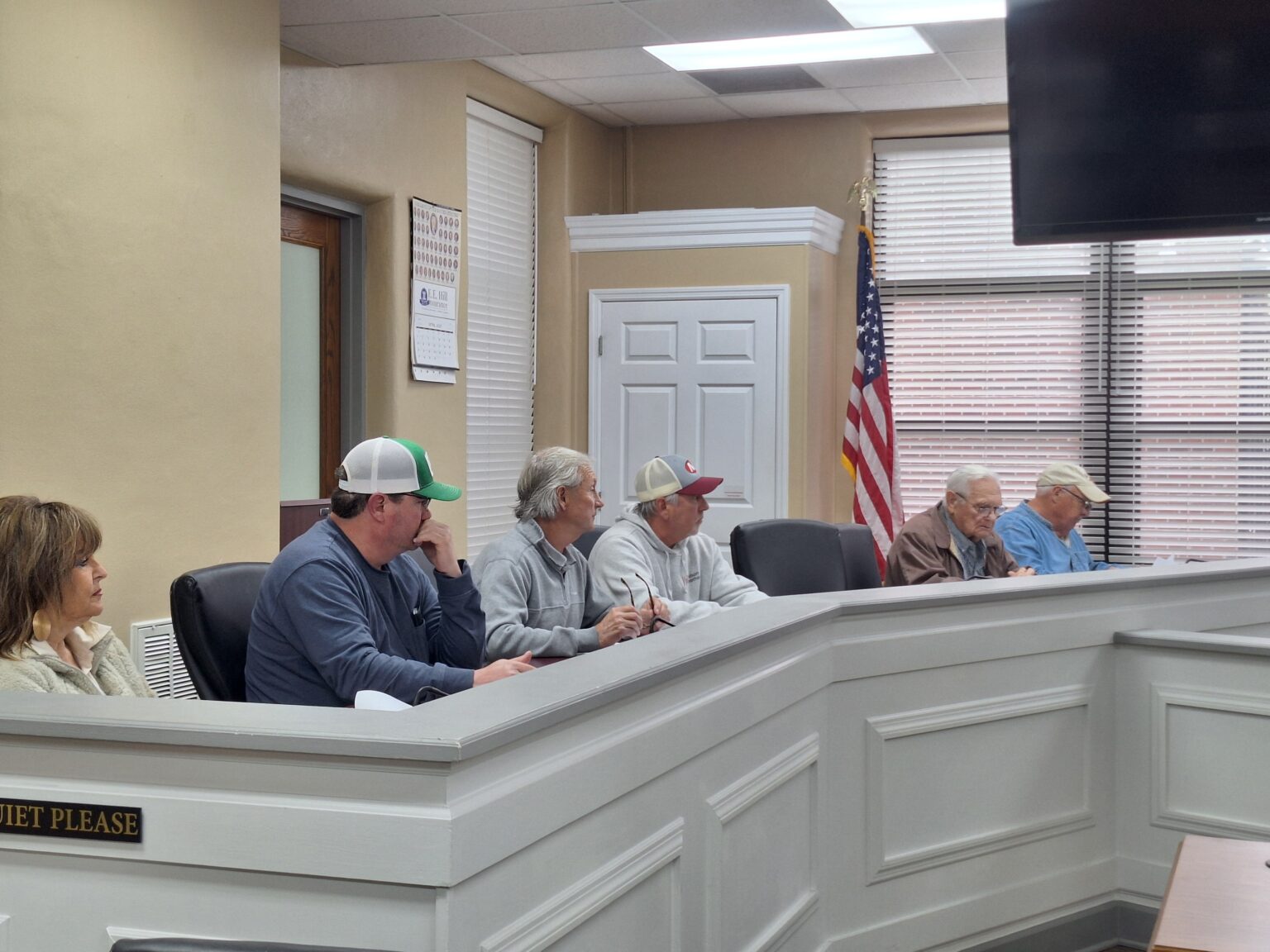 Planning commission approves minor lot subdivisionsÂ - WLAF