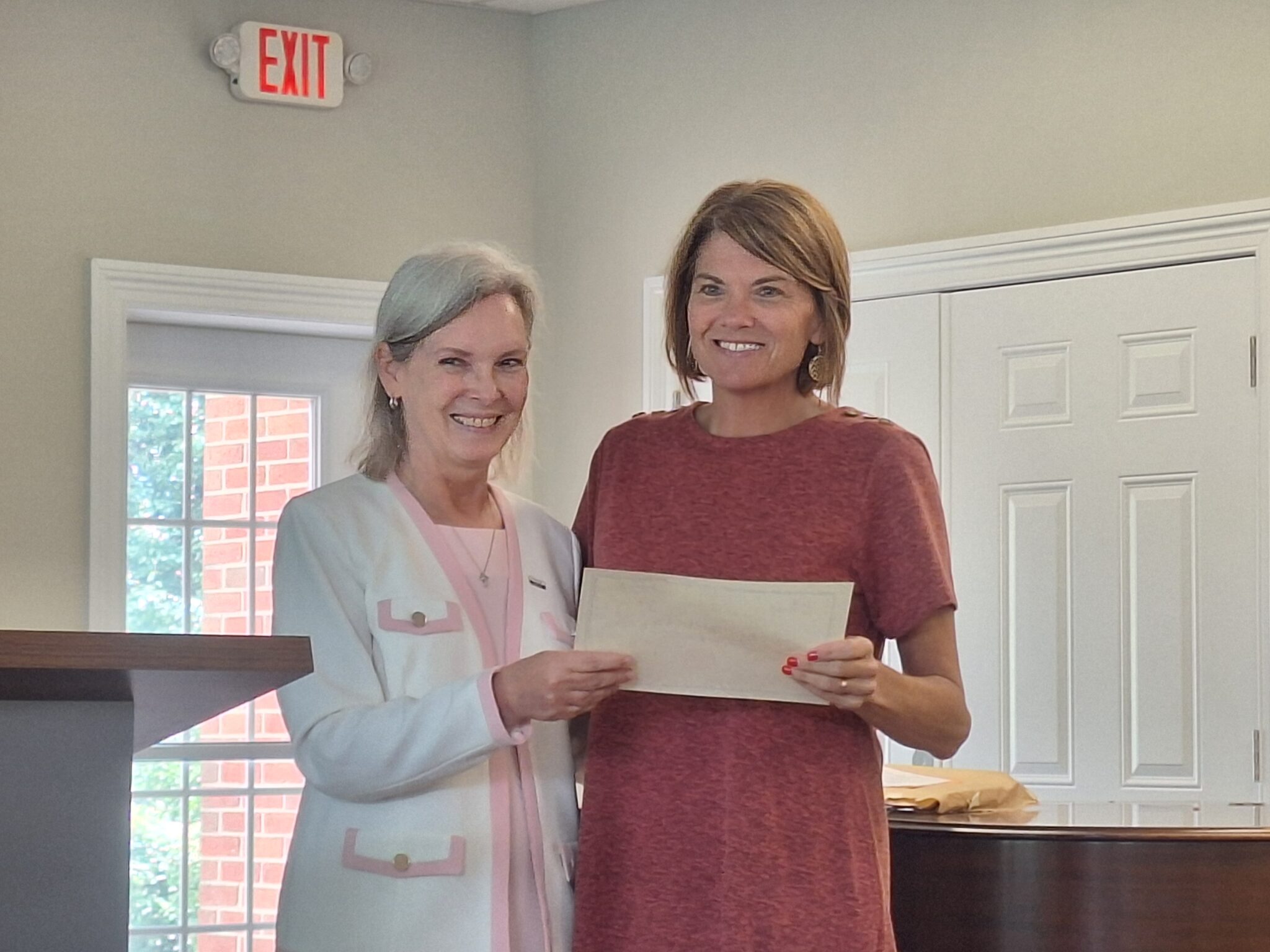 Rotary gavel passed to new president Sharon Wilson - WLAF