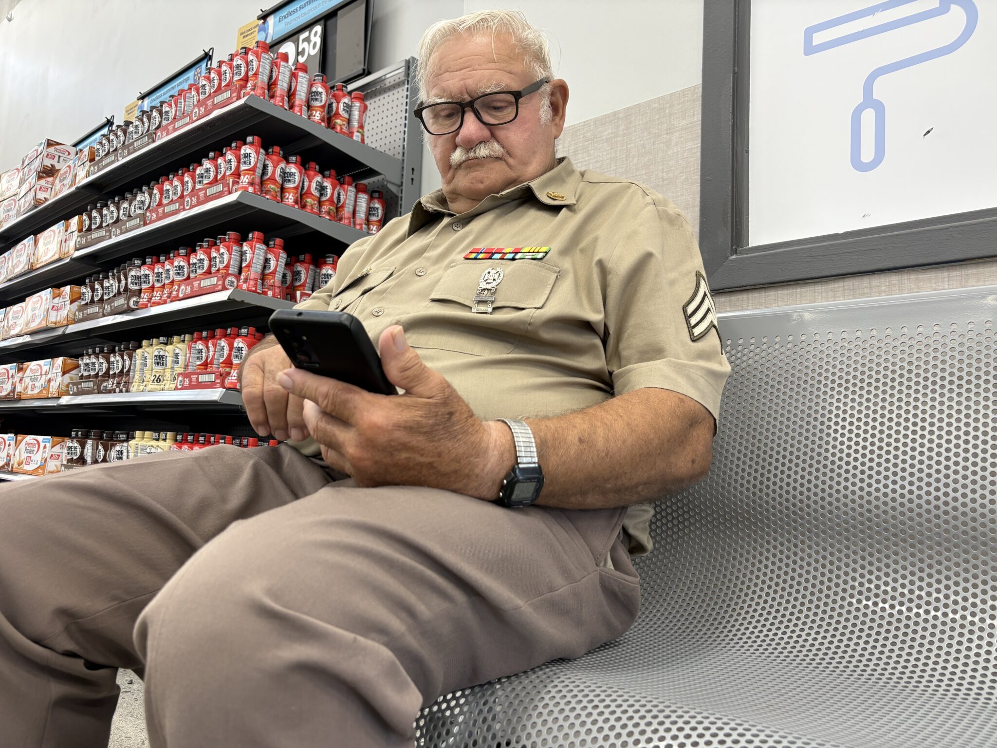 There are heroes among us: Dan Manning of the U-S Army - WLAF