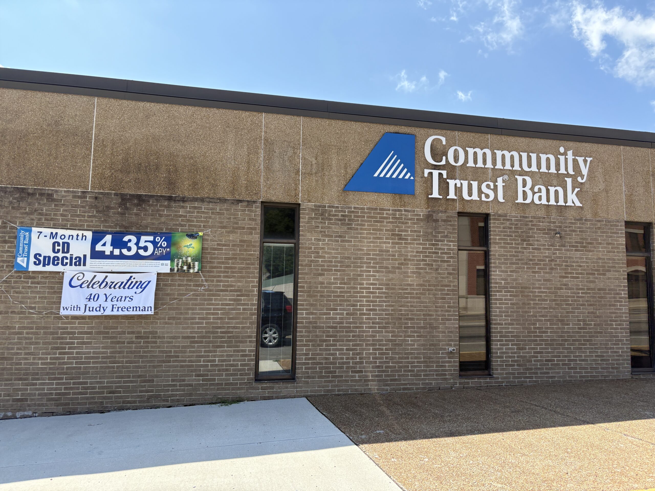 Year 41 begins today for CT Bank banker Judy Freeman – WLAF