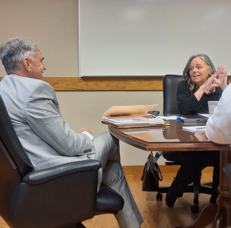 LUB approves general manager contract, salary - WLAF