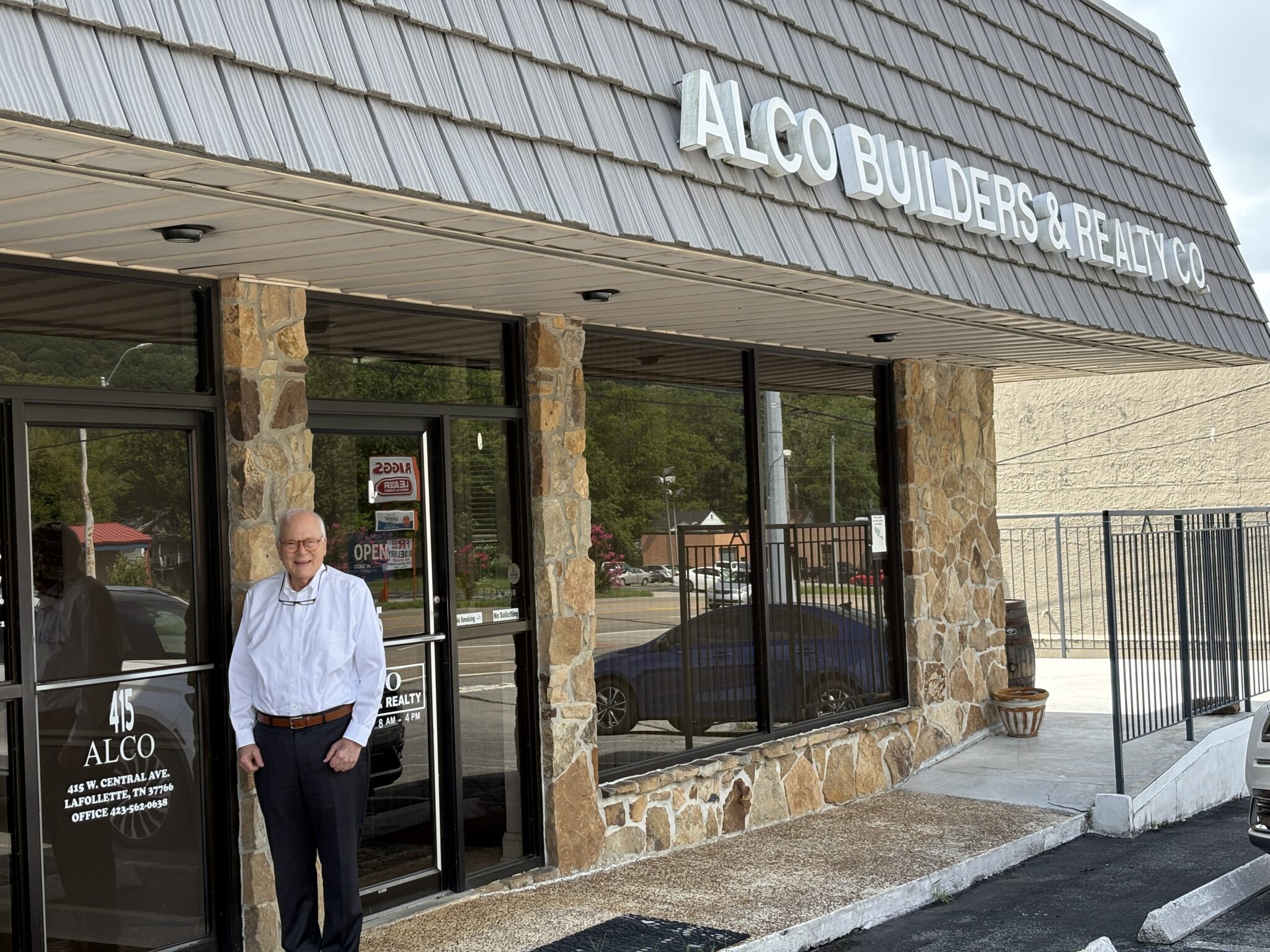 Medicare Open Enrollment is open, Hugh Neil can help – WLAF