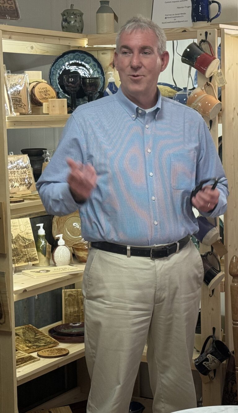 Robin’s Nest is newest Chamber of Commerce member - WLAF