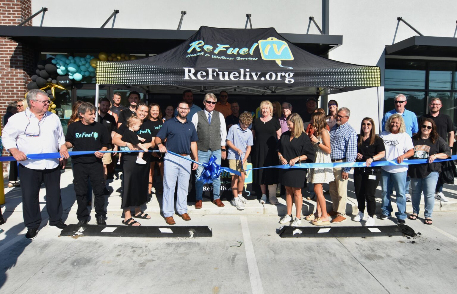 Refuel IV celebrates grand opening of LaFollette store – WLAF