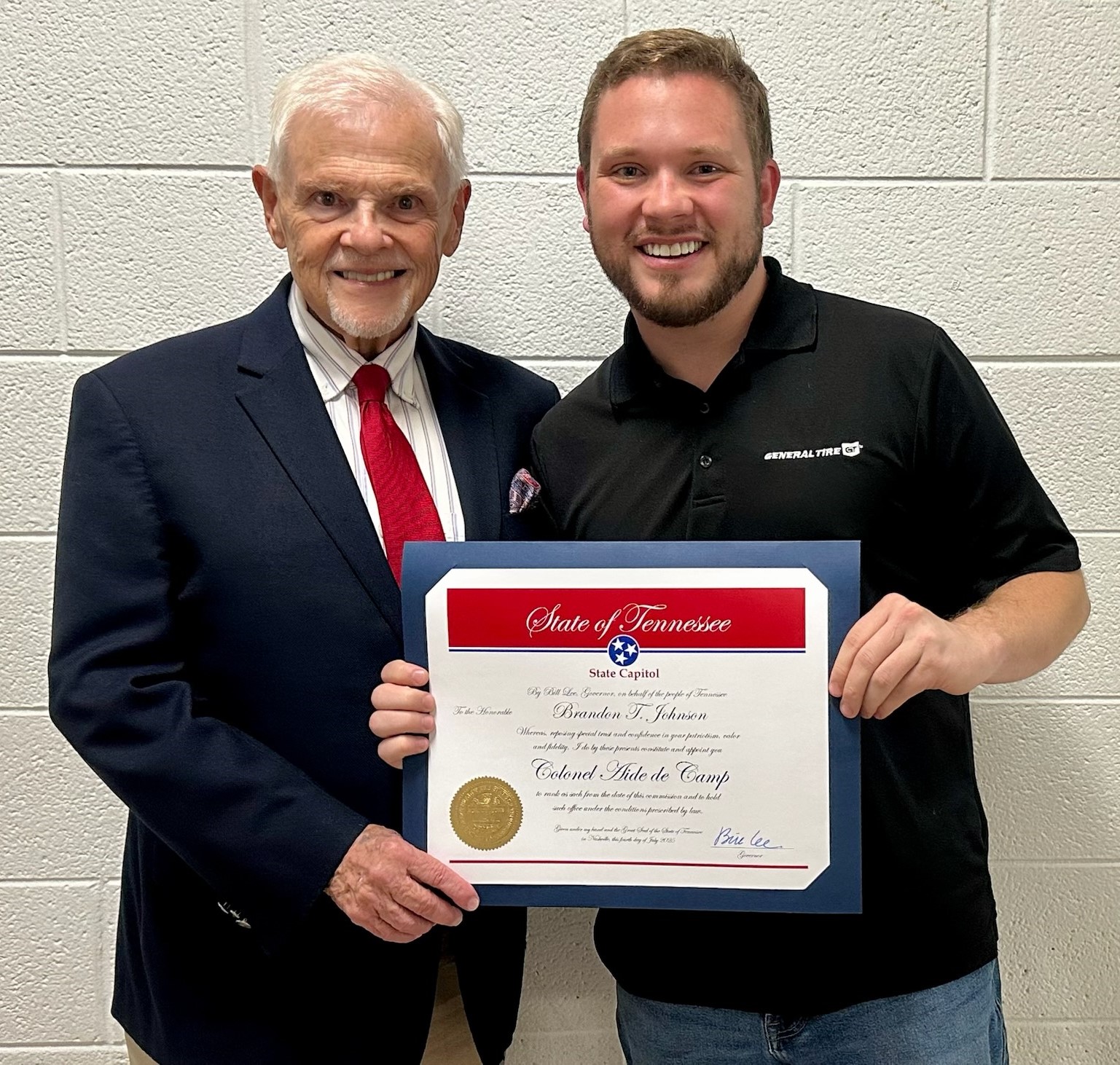 Governor Lee bestows special honor to Brandon Johnson – WLAF