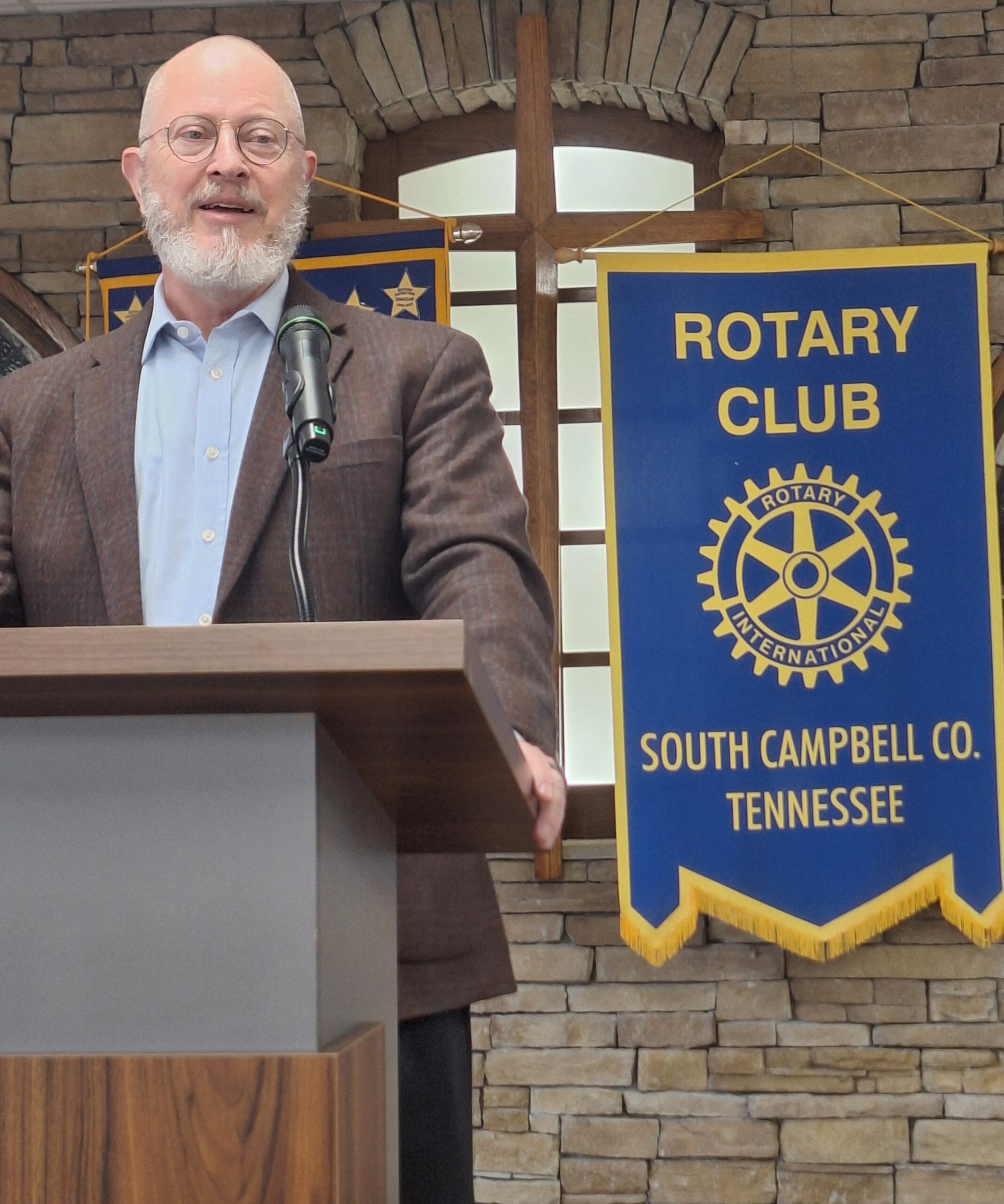 Mark Cain, Tennova LaFollette Medical Center CEO, speaks at Rotary – WLAF
