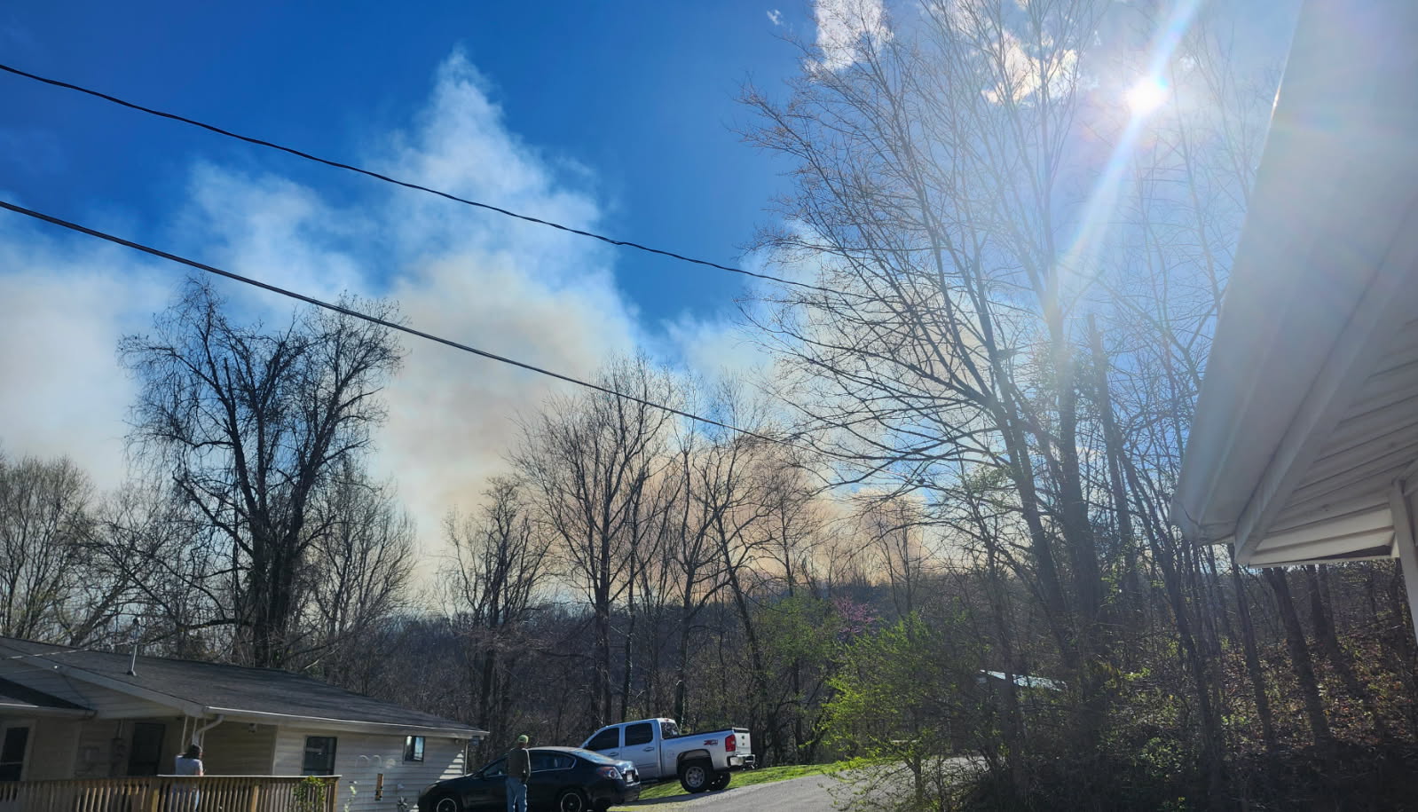 Local fire agencies help battle wildfire near Anderson-Campbell line - WLAF